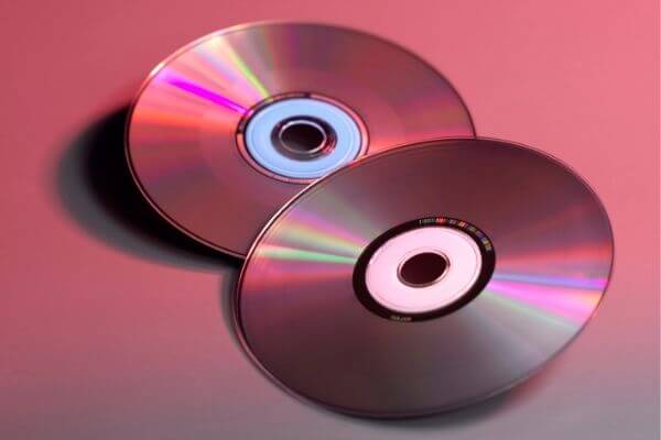 Se lanza por primera vez al mercado el CD - Algarabía para recordar